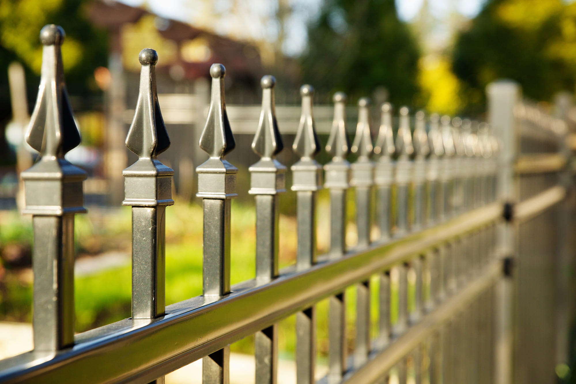 The Complete Guide to Metal Fencing | Stand Strong Fencing